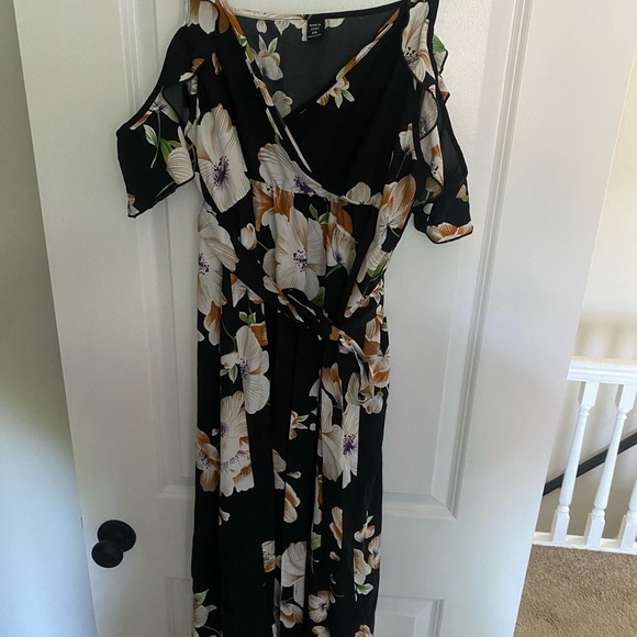SHEIN | Dresses | Copy Shein Maternity Cold Shoulder Floral Print Split ...